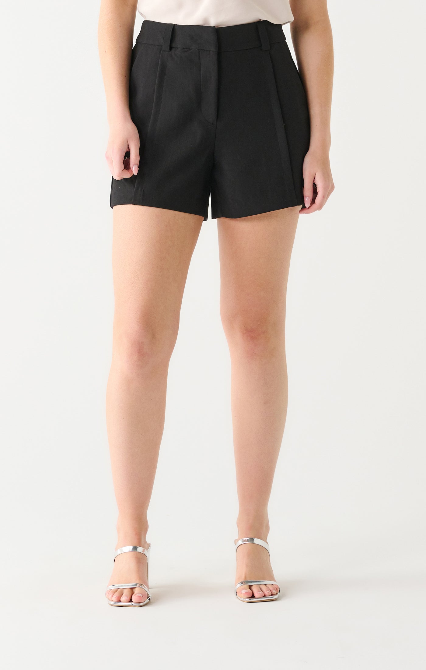 Dex Amiri Structured Bermuda Short – Libby Story